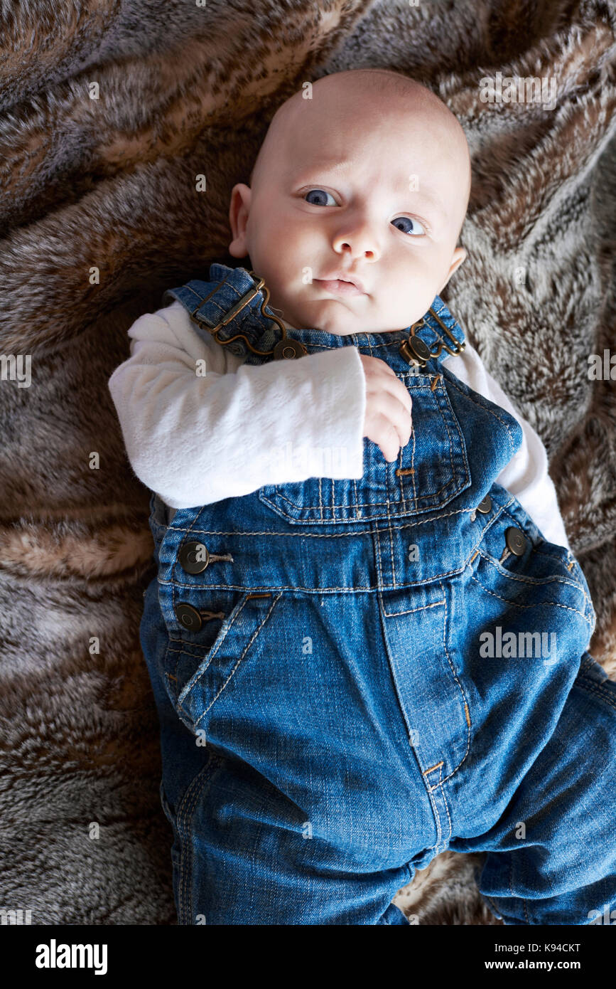 Midget child hi-res stock photography and images - Alamy