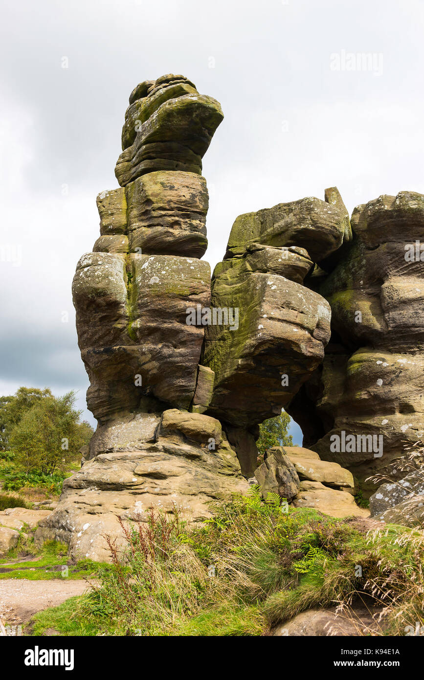 Beautiful Balancing Rock Formations at Brimham Rocks near Pateley ...