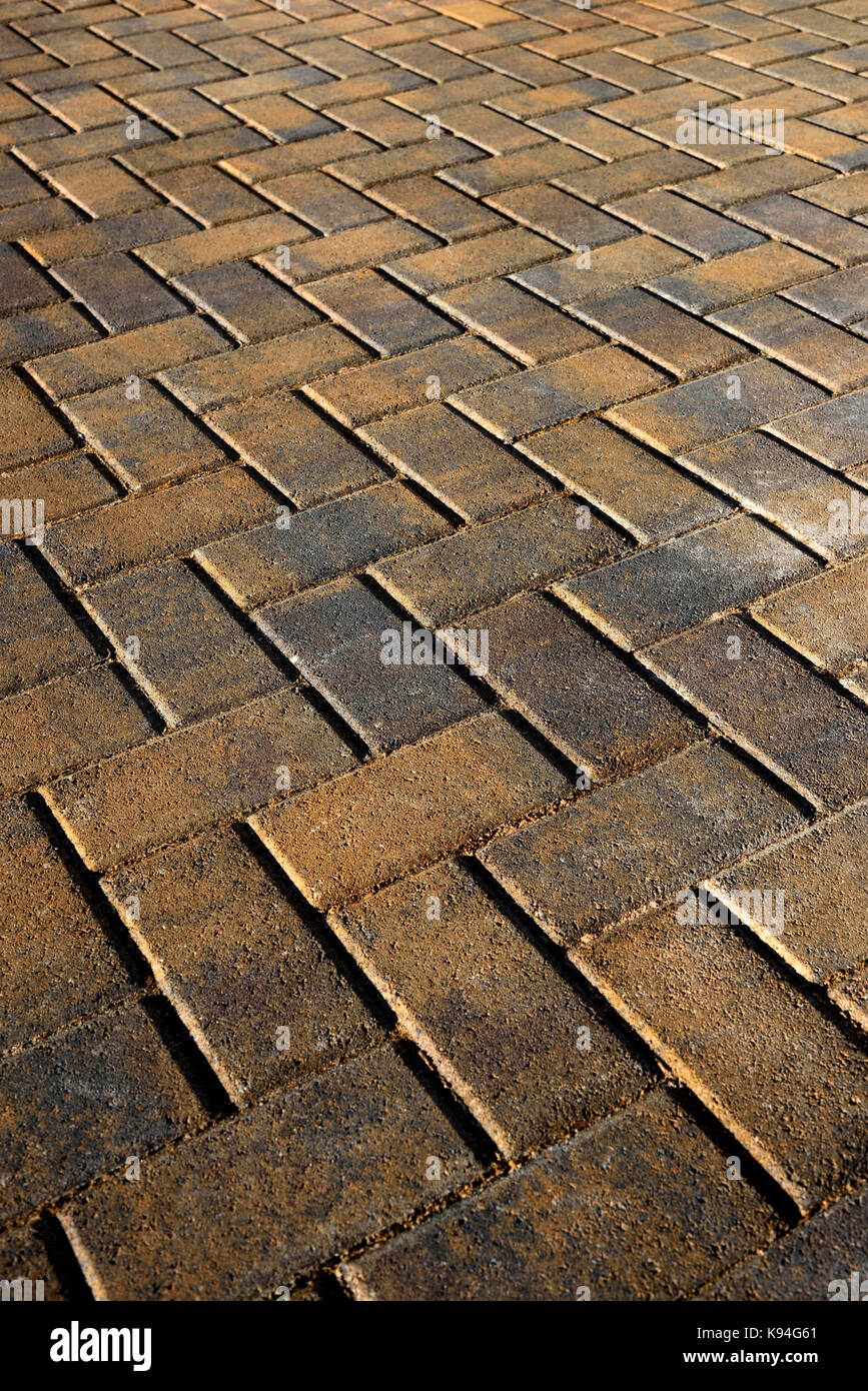 Brick laid drive hi-res stock photography and images - Alamy
