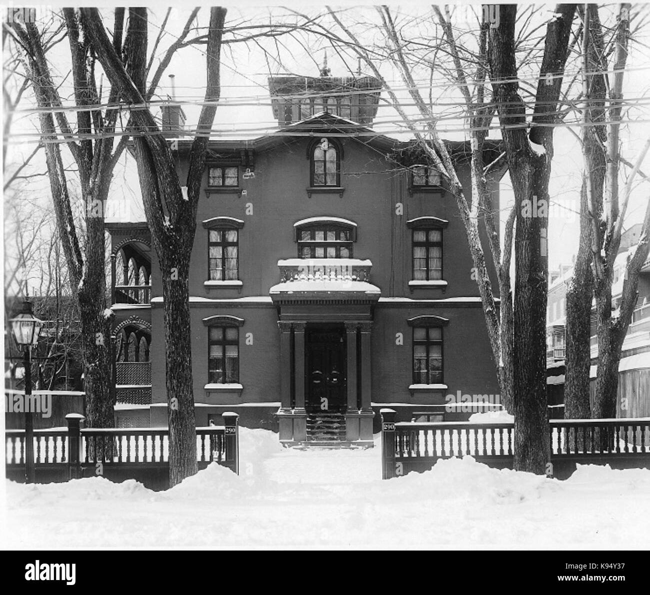 Mountain street Black and White Stock Photos & Images - Alamy