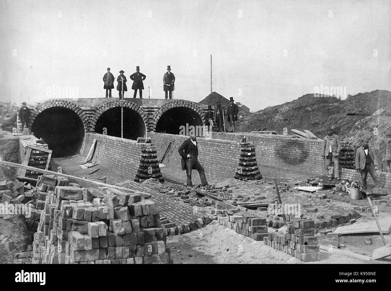 London Sewage system being built in 1860 Stock Photo - Alamy