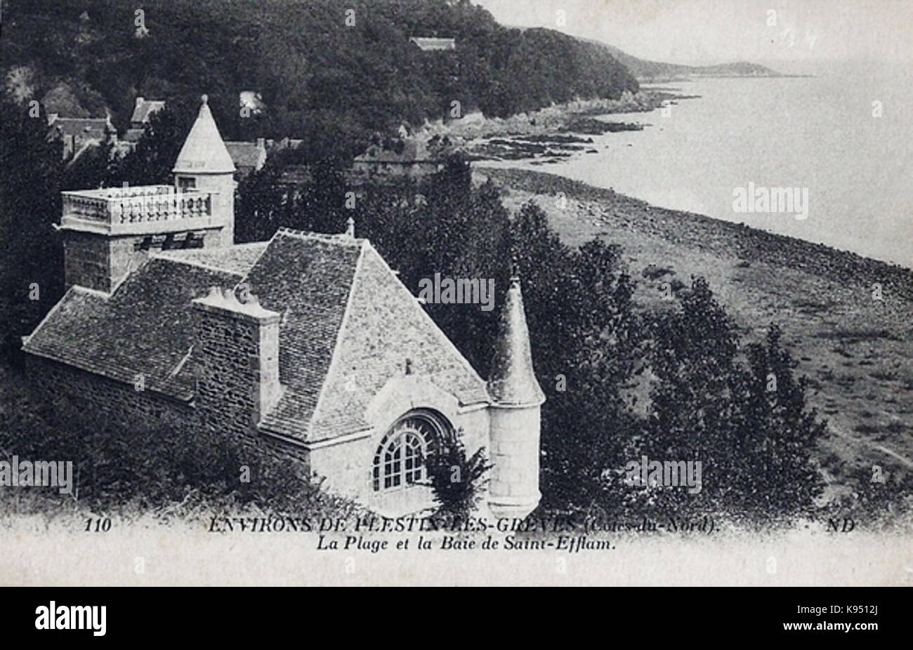 La Baie de Saint Efflam avant 1918 Stock Photo - Alamy