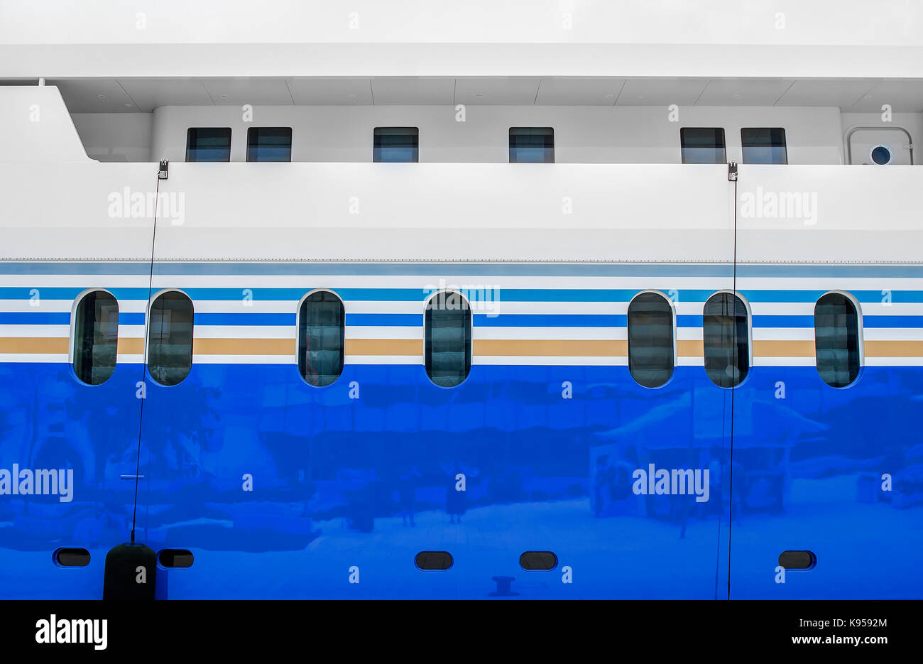 Ship cabin windows hi-res stock photography and images - Alamy