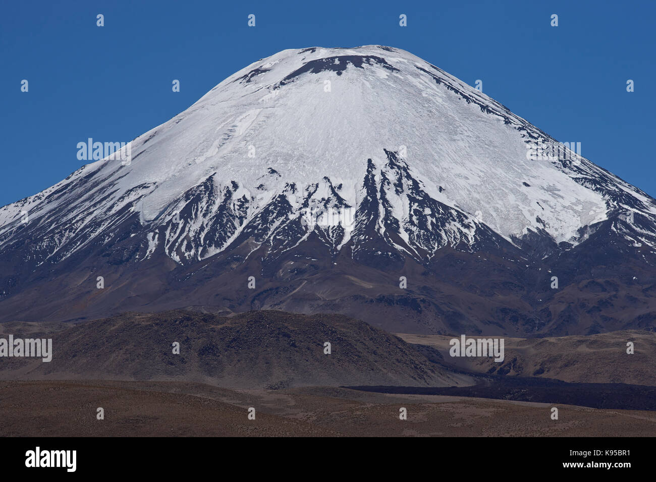 Ice volcano cone hi-res stock photography and images - Alamy