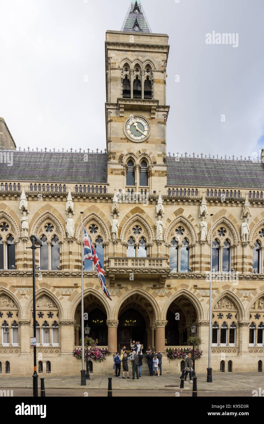 Northampton guildhall hi-res stock photography and images - Alamy