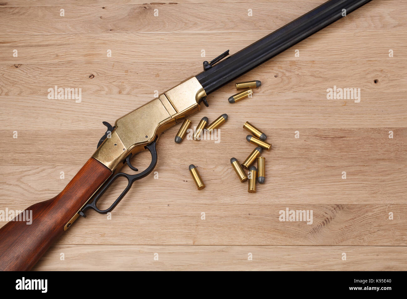 Wild west period repeating rifle Stock Photo - Alamy