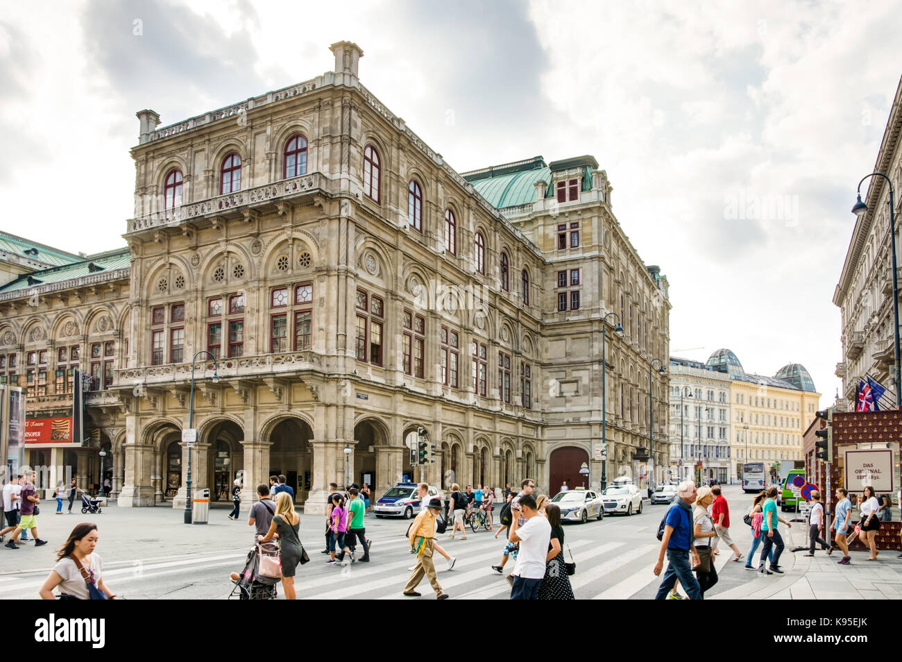Vienna opera house hi-res stock photography and images - Alamy