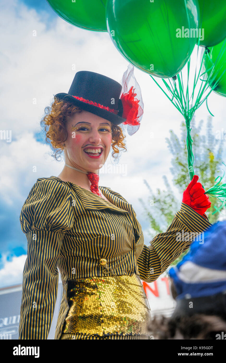 Performer at event with balloons Stock Photo - Alamy