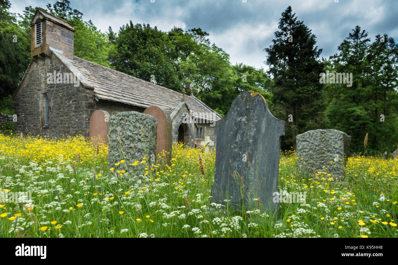 I have passed the end of the road to Chapel-le-Dale in the Yorkshire ...