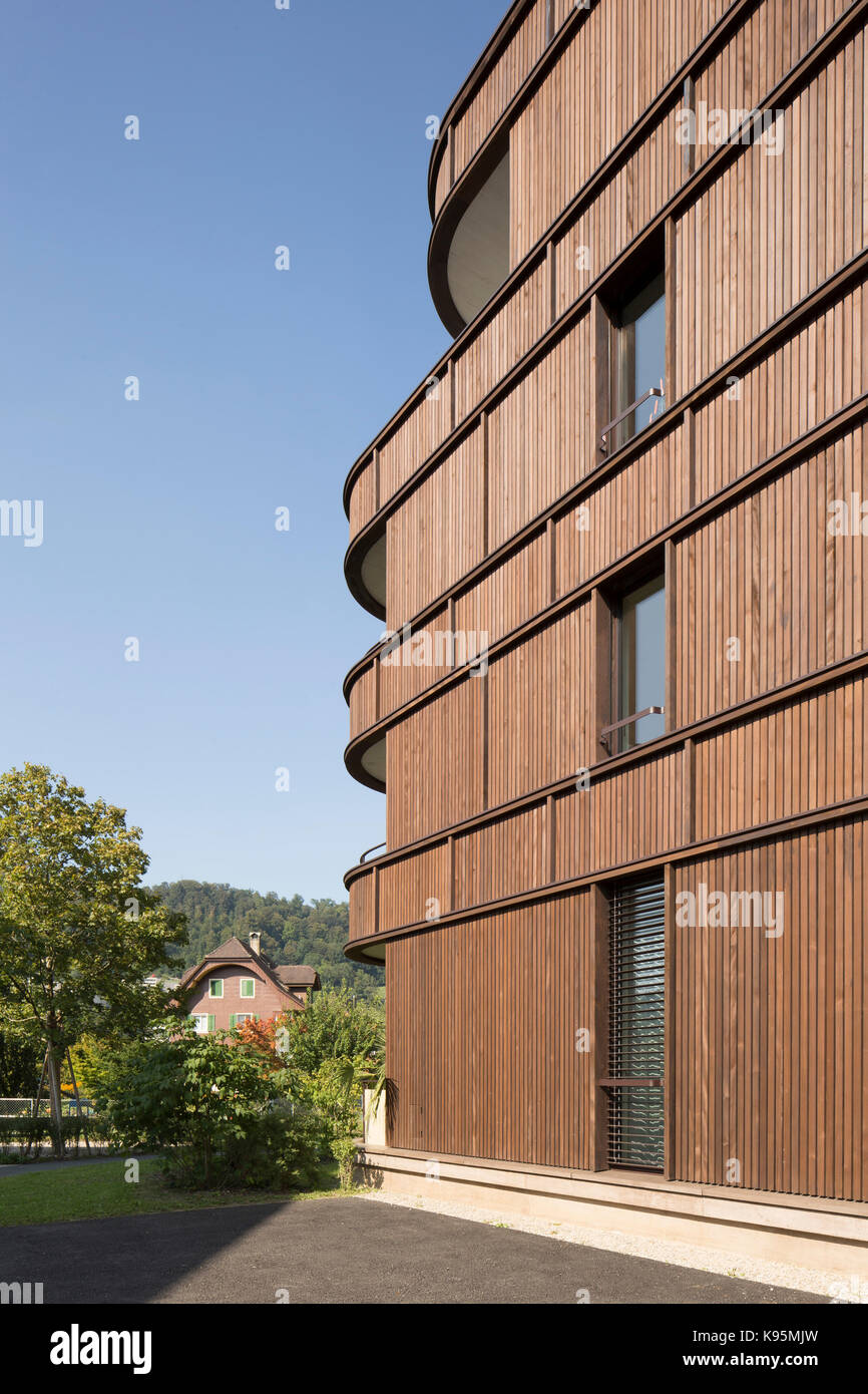 Timber clad building hi-res stock photography and images - Alamy