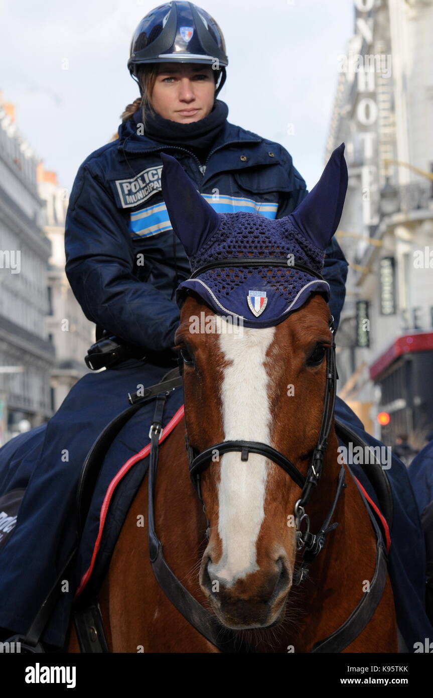 Mounted police officers take part in Sentinel anti-terror attack ...