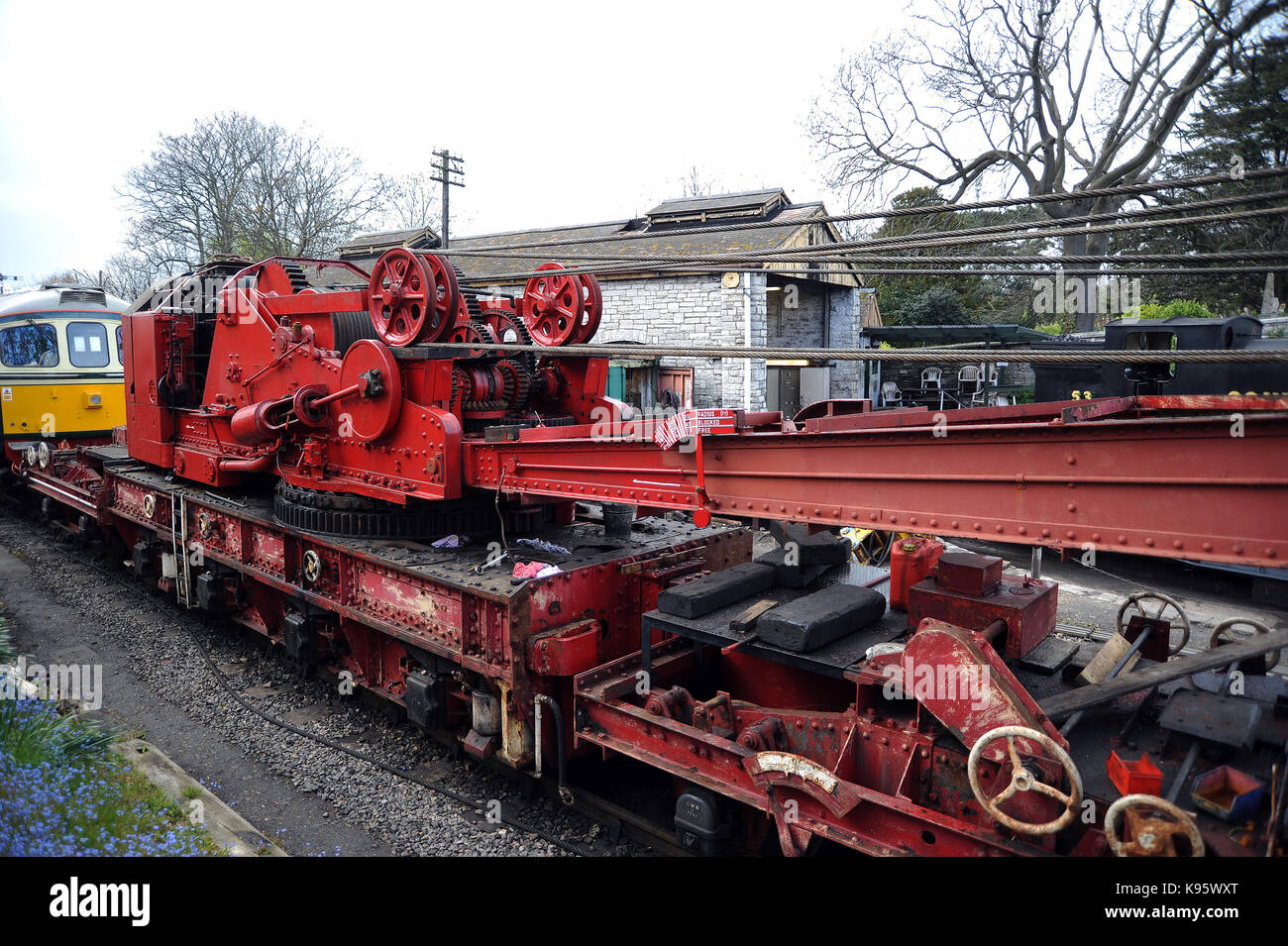 Breakdown crane hi-res stock photography and images - Alamy