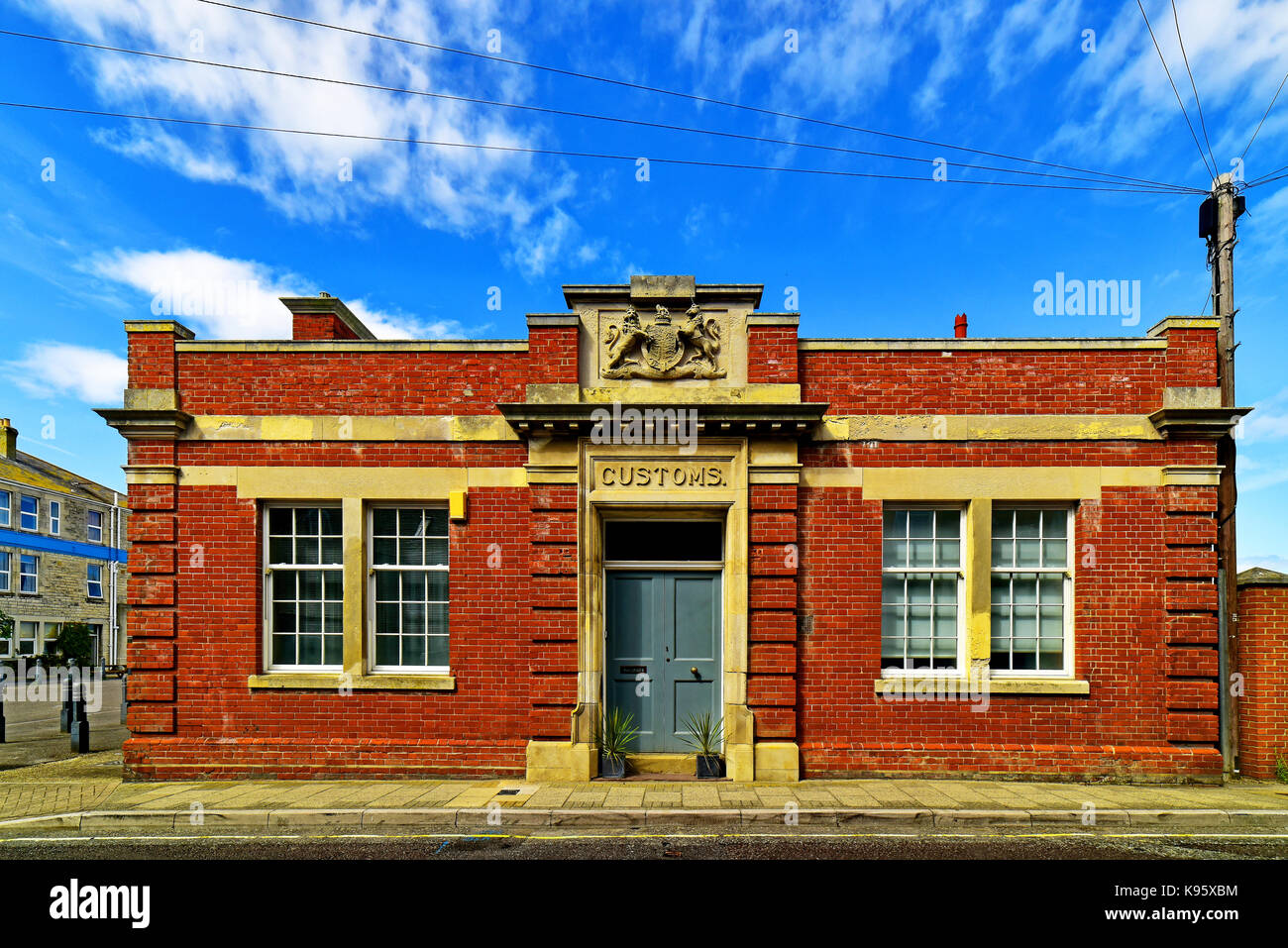Customs house wharf hi-res stock photography and images - Alamy