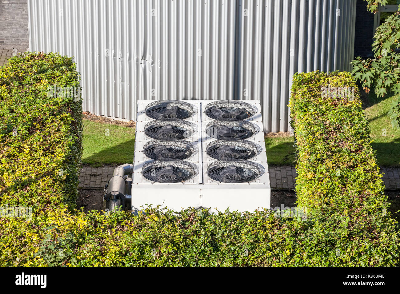 on the ground there cooling air conditioning Stock Photo - Alamy