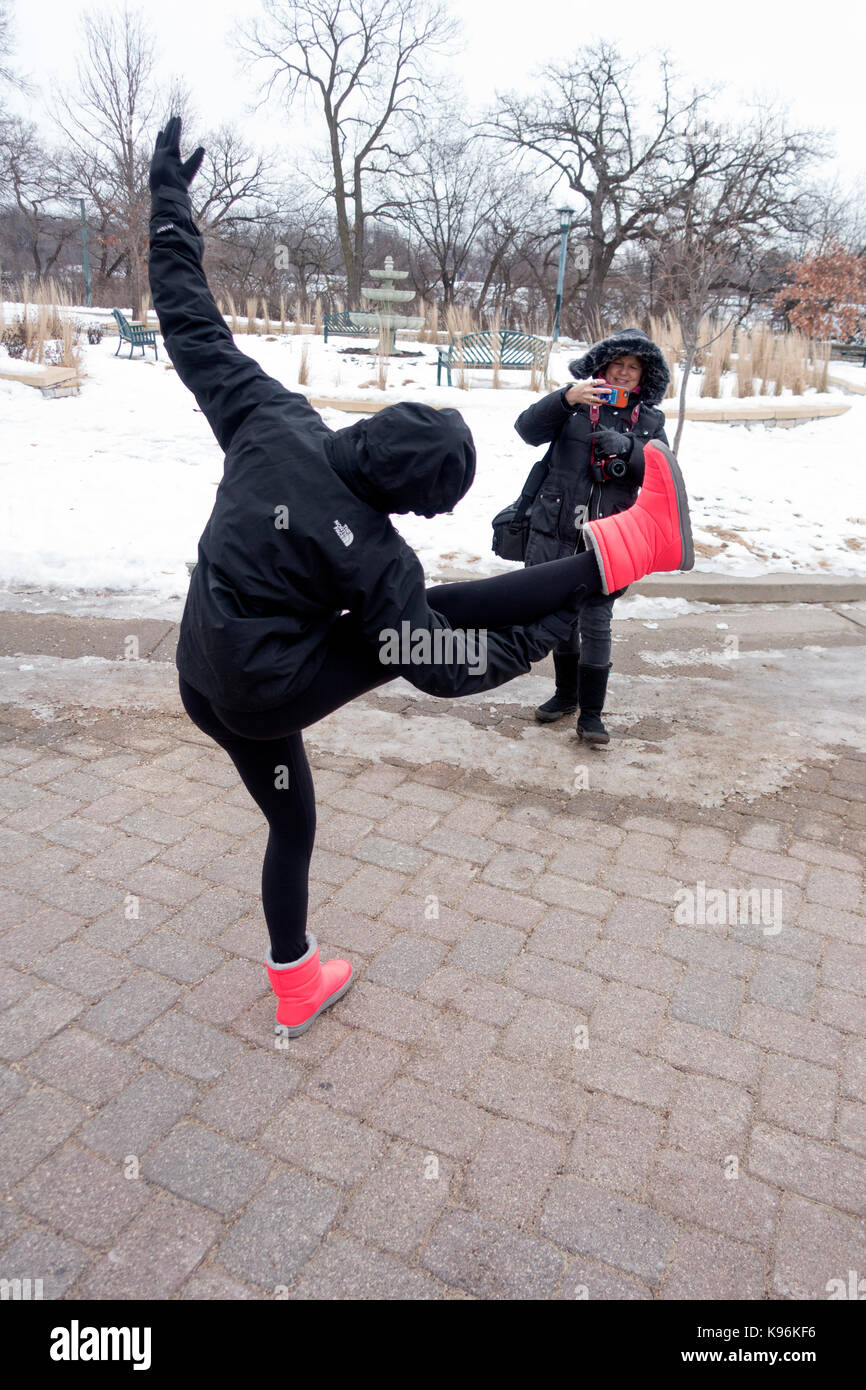 Teen female dancer hi-res stock photography and images - Alamy