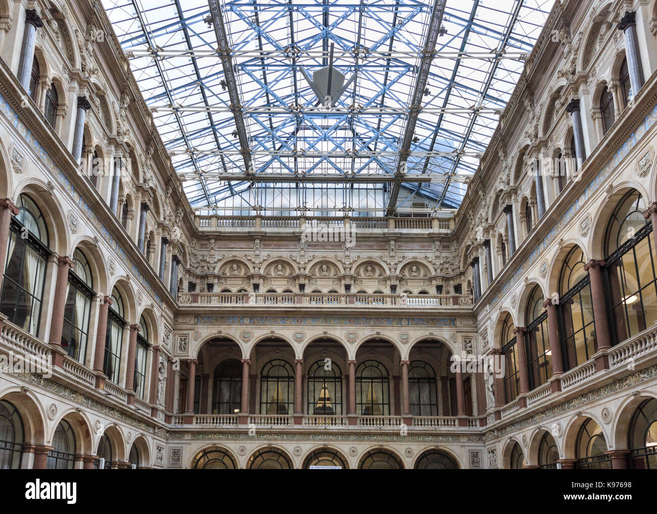 Durbar court architecture hi-res stock photography and images - Alamy