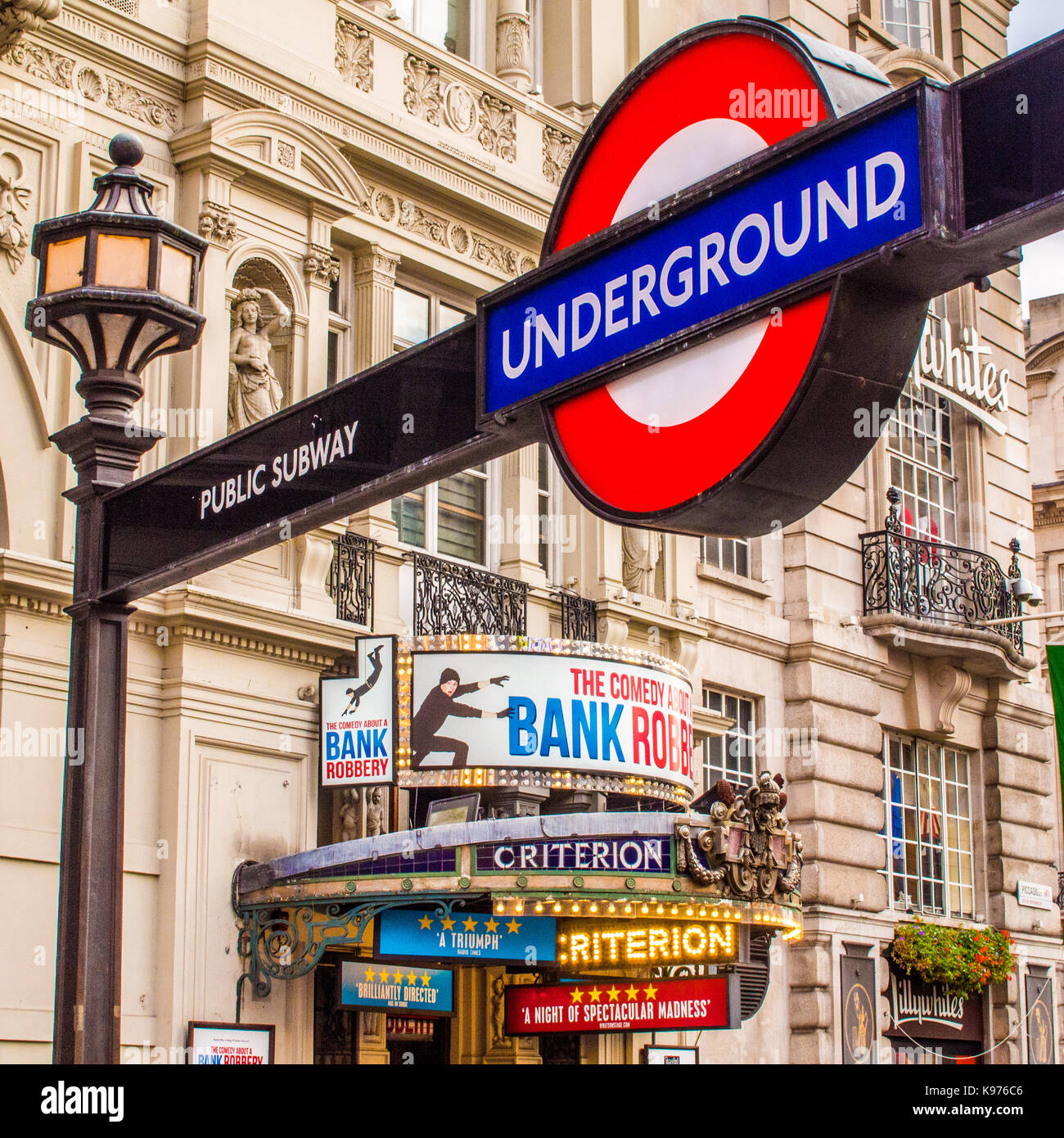 Piccadilly circus underground tube sign hi-res stock photography and ...