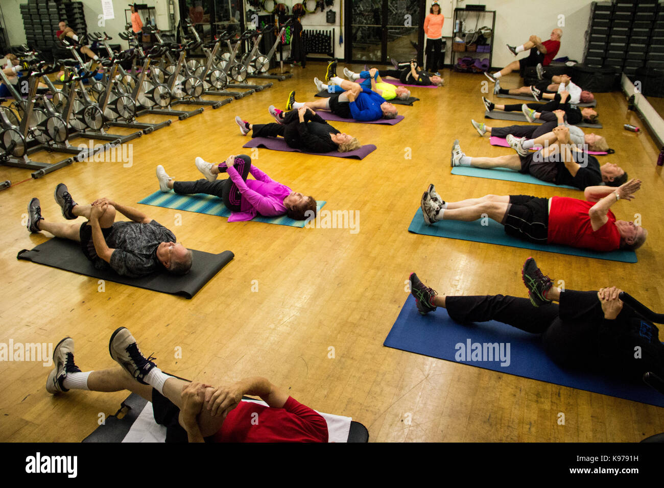 Shots of people at the Gym working out Stock Photo - Alamy