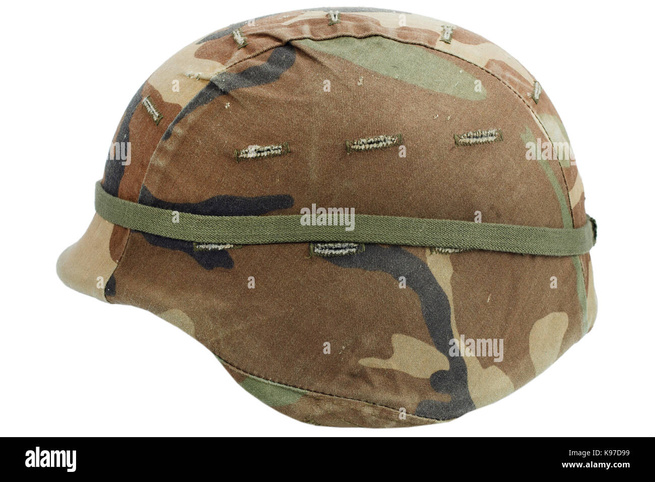 us army kevlar helmet isolated on white Stock Photo - Alamy