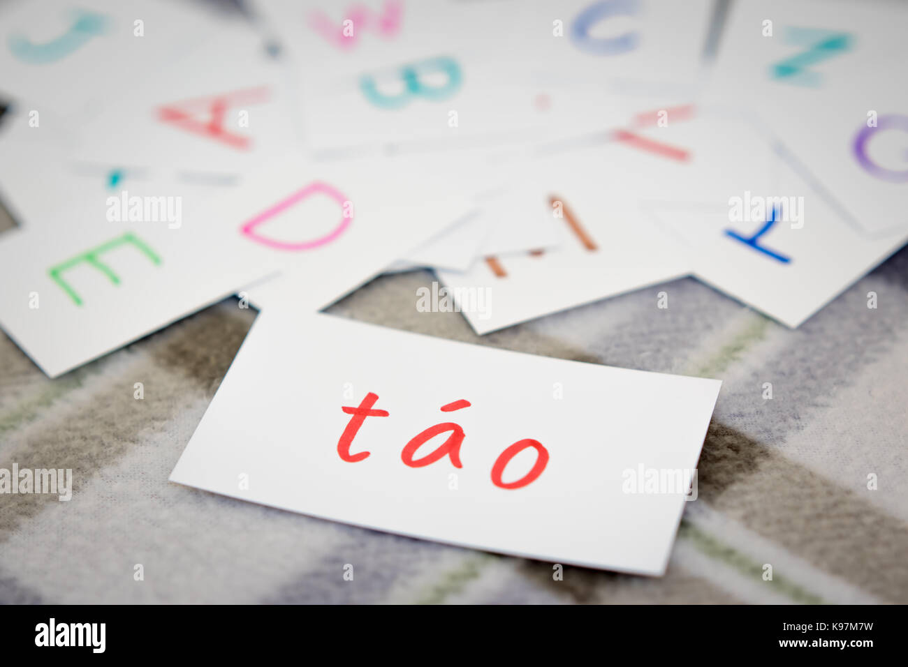 Vietnamese; Learning the New Word with the Alphabet Cards (Translation ...