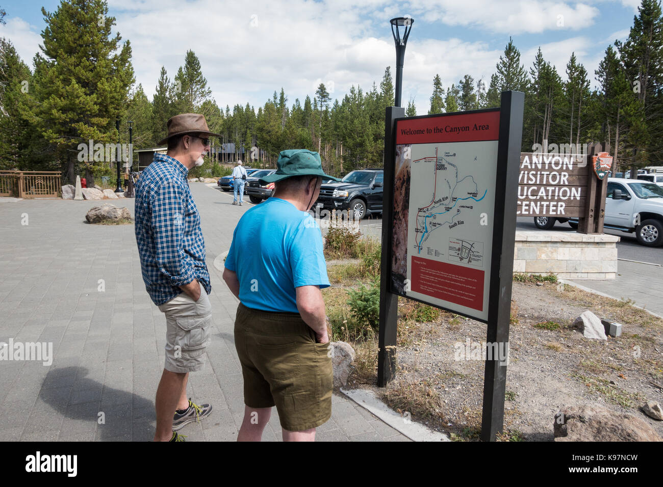 Yellowstone visitor center map hi-res stock photography and images - Alamy