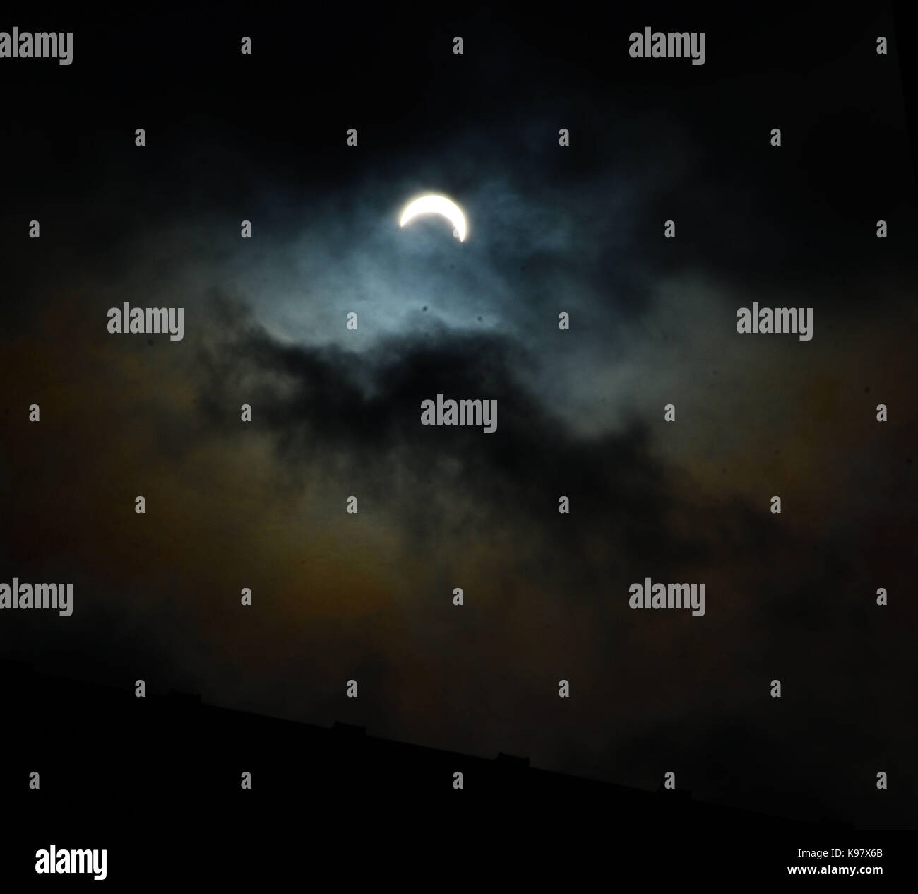 The Solar Eclipse over New York Featuring: Solar Eclipse Where: NYC ...