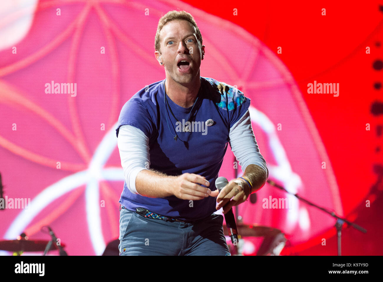 Coldplay with lead singer Chris Martin performs at Rogers Centre in ...