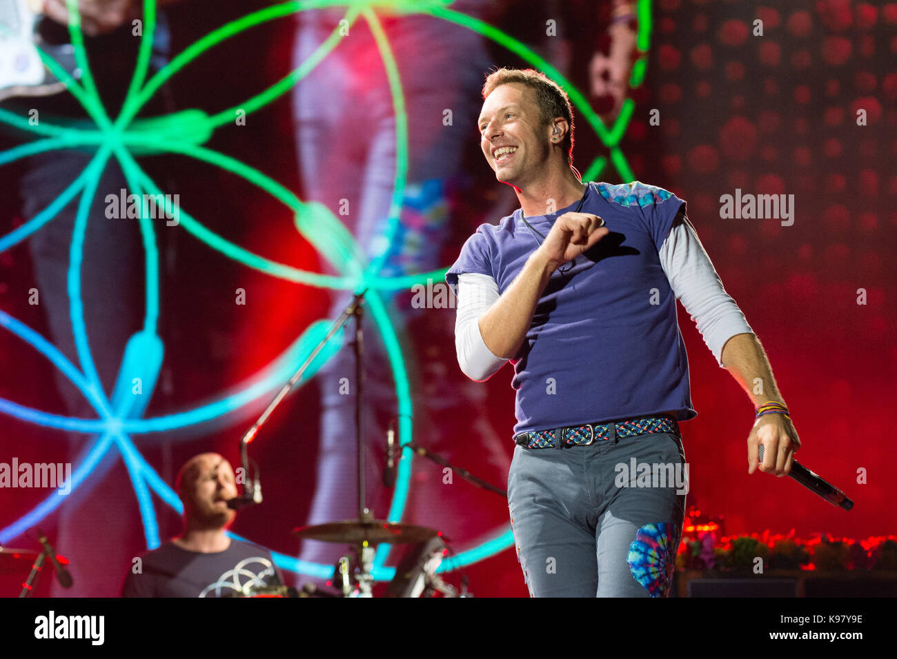 What Is Coldplay Lead Singer Name at Victoria Westgarth blog