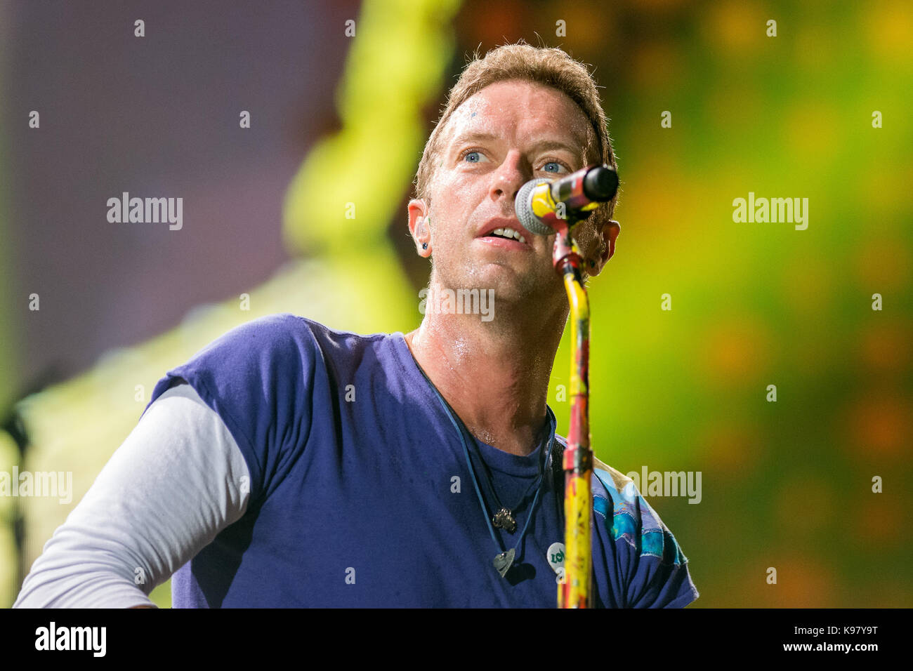 Coldplay with lead singer Chris Martin performs at Rogers Centre in ...