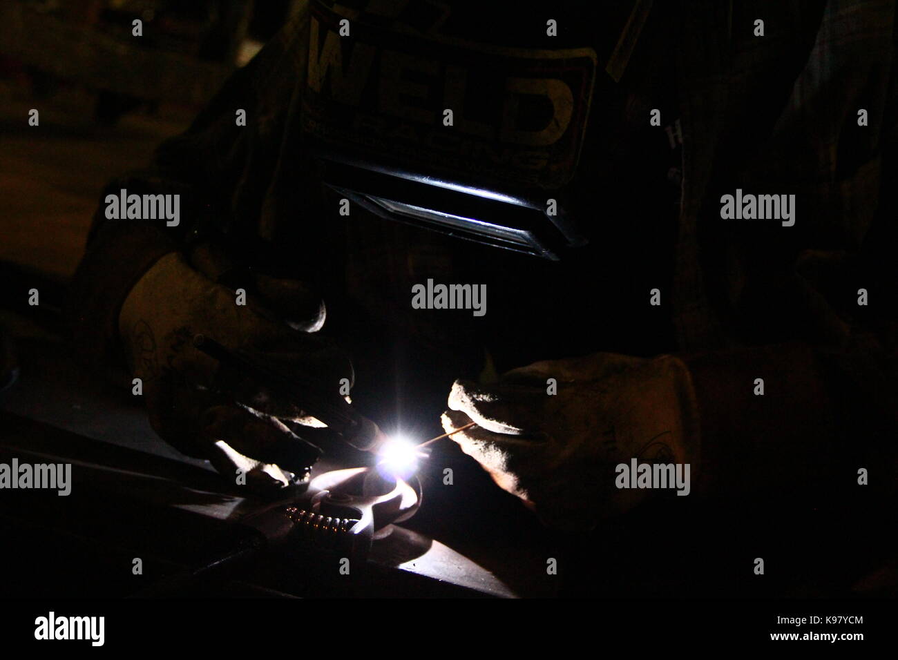 Welding and fabrication hi-res stock photography and images - Alamy