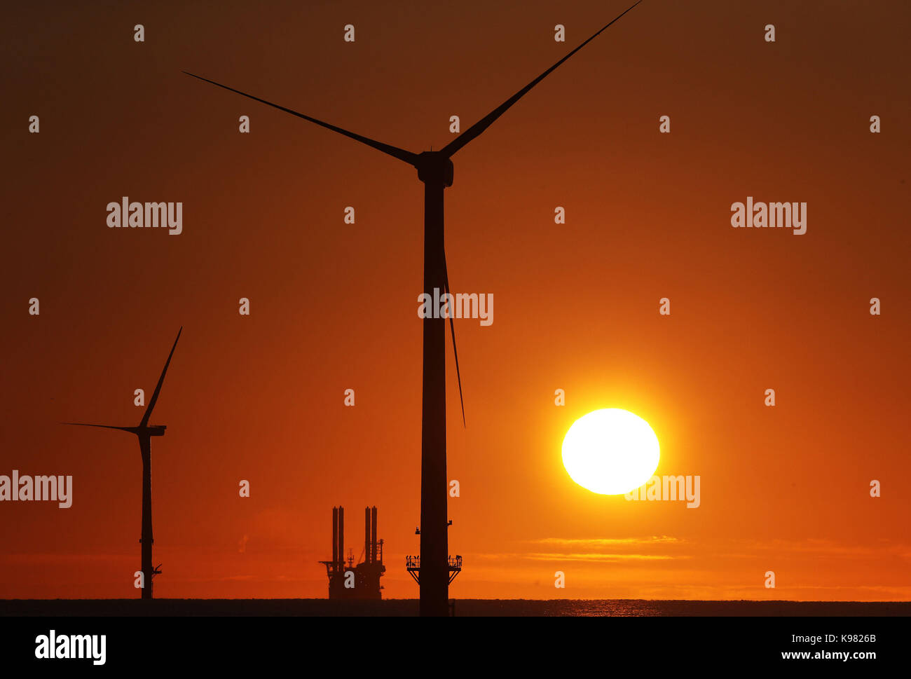 Windfarm uk houses hi-res stock photography and images - Alamy