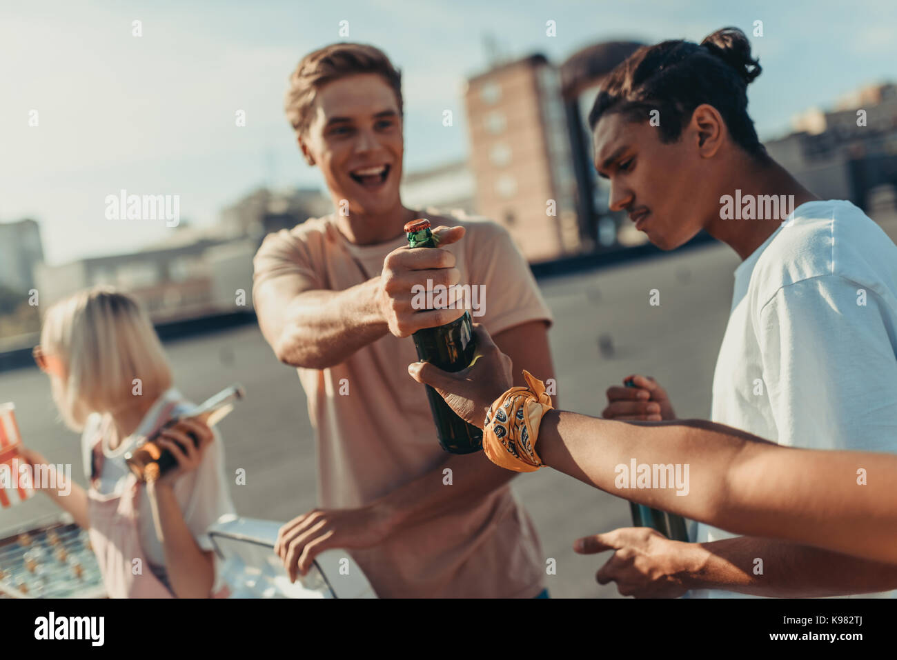 Afro american friends sharing hi-res stock photography and images - Alamy