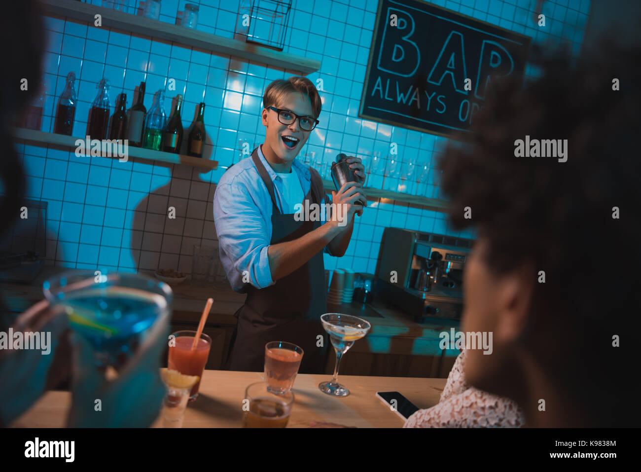 barmen making alcohol cocktail Stock Photo - Alamy