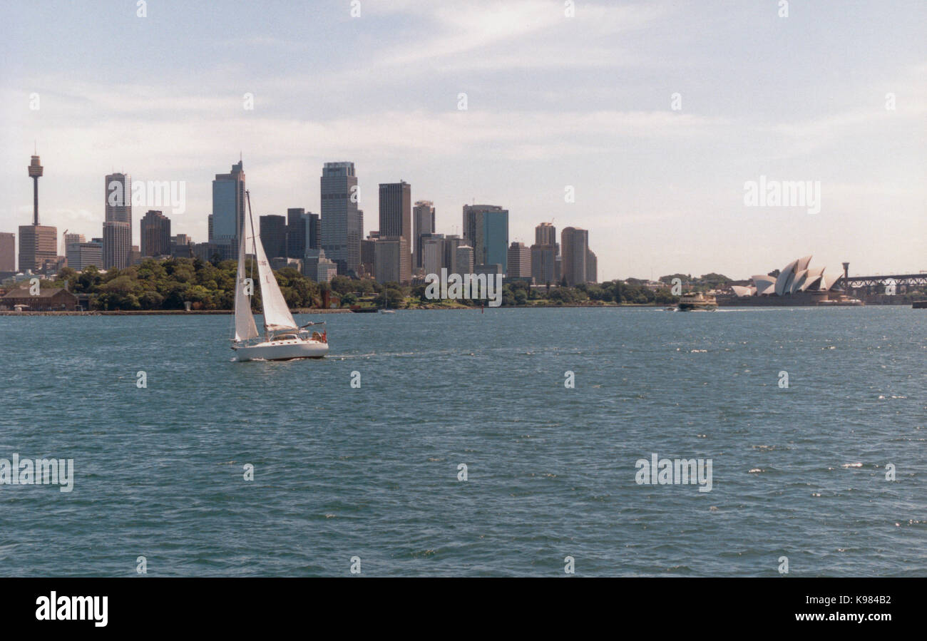 SAILINGBOAT Sydney harbor 2002 Stock Photo - Alamy