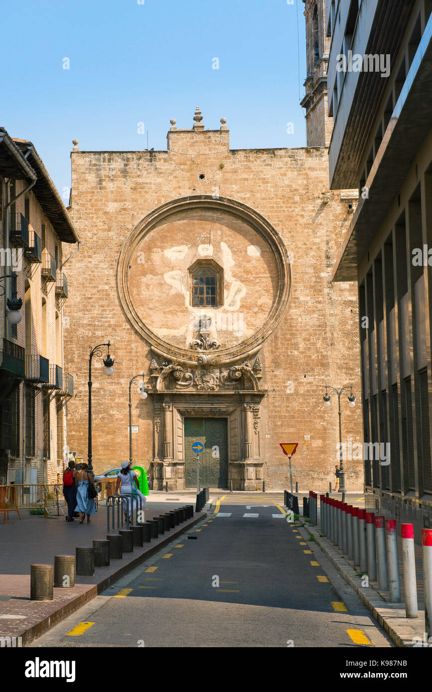 Oculus church hi-res stock photography and images - Alamy