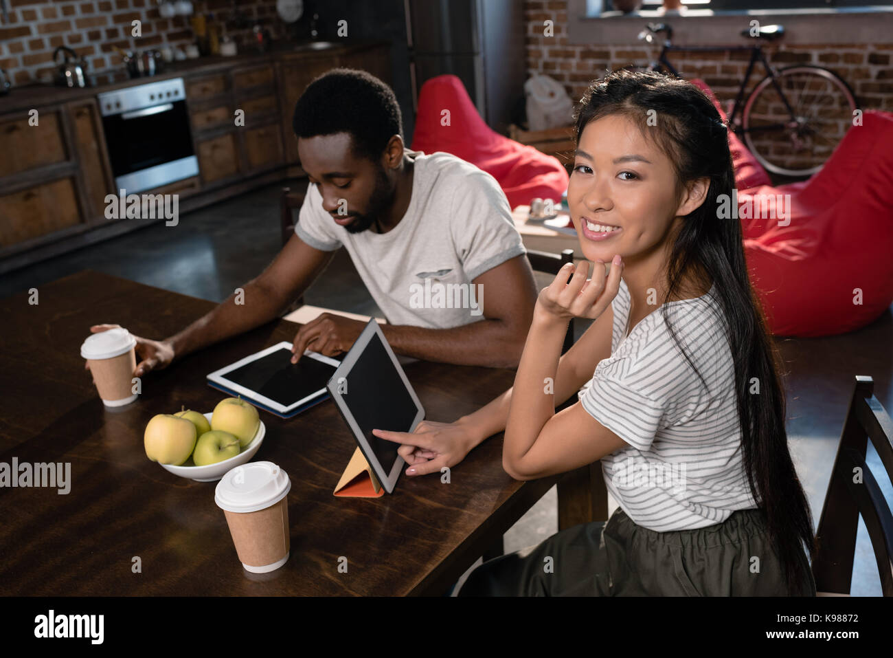 Students tablets multiethnic hi-res stock photography and images - Alamy