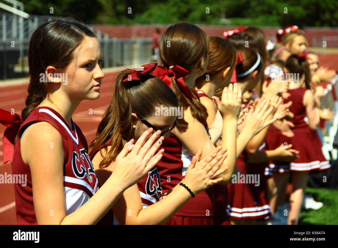 Kids cheerleading football hi-res stock photography and images - Alamy