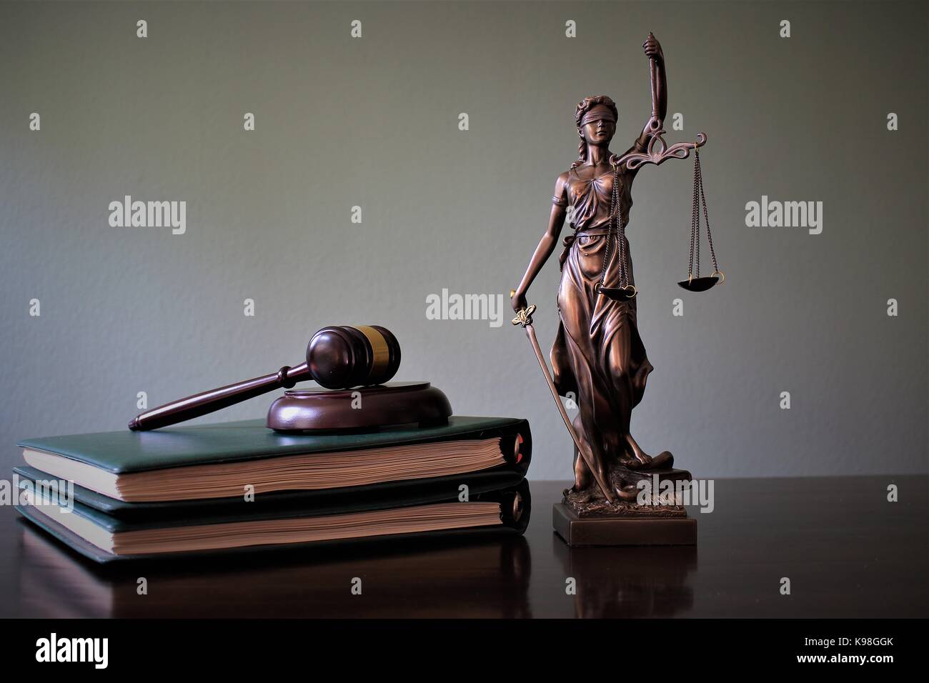 Lady justice statue law table hi-res stock photography and images - Alamy