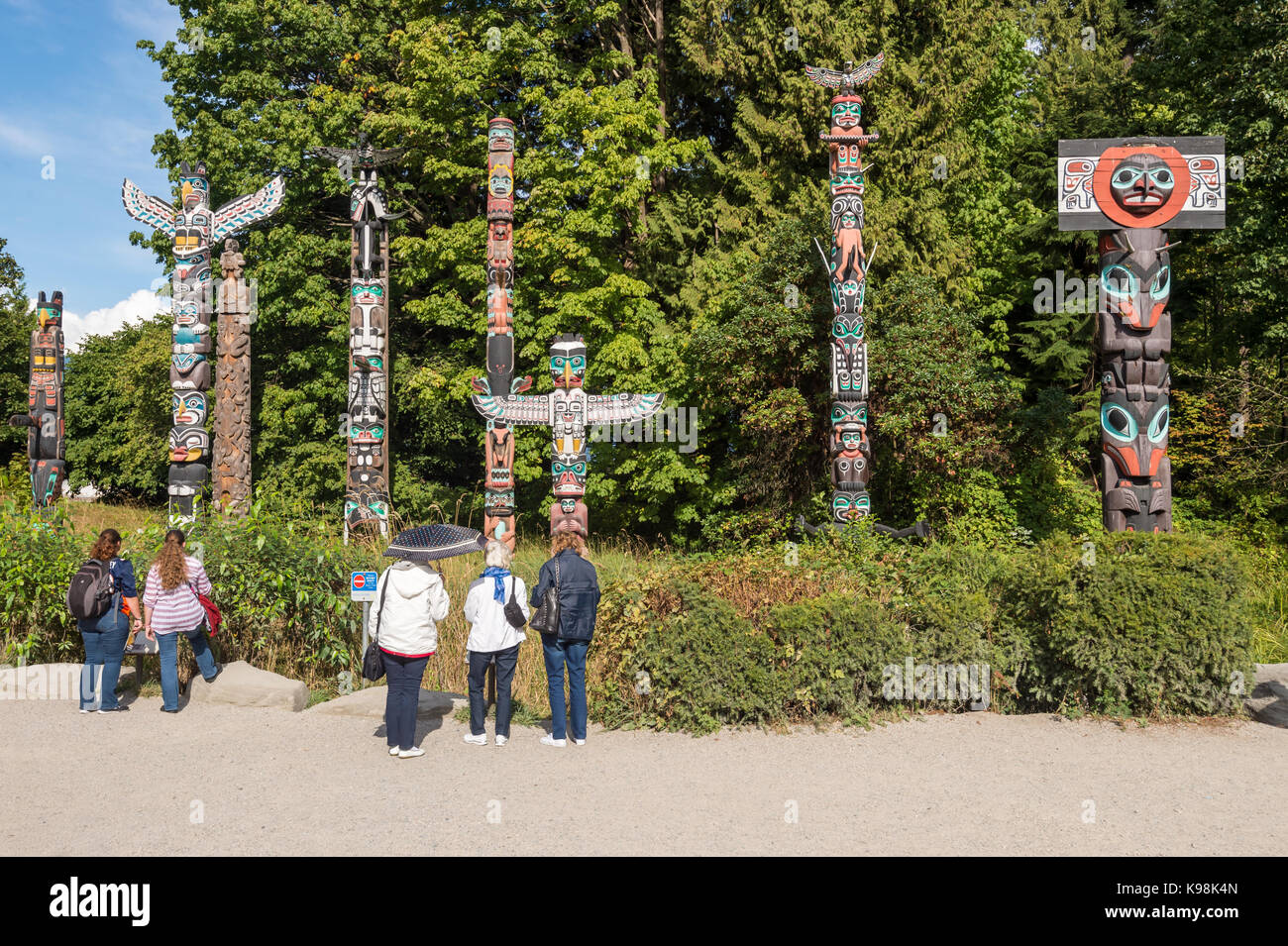British columbia first nations art hi-res stock photography and images ...
