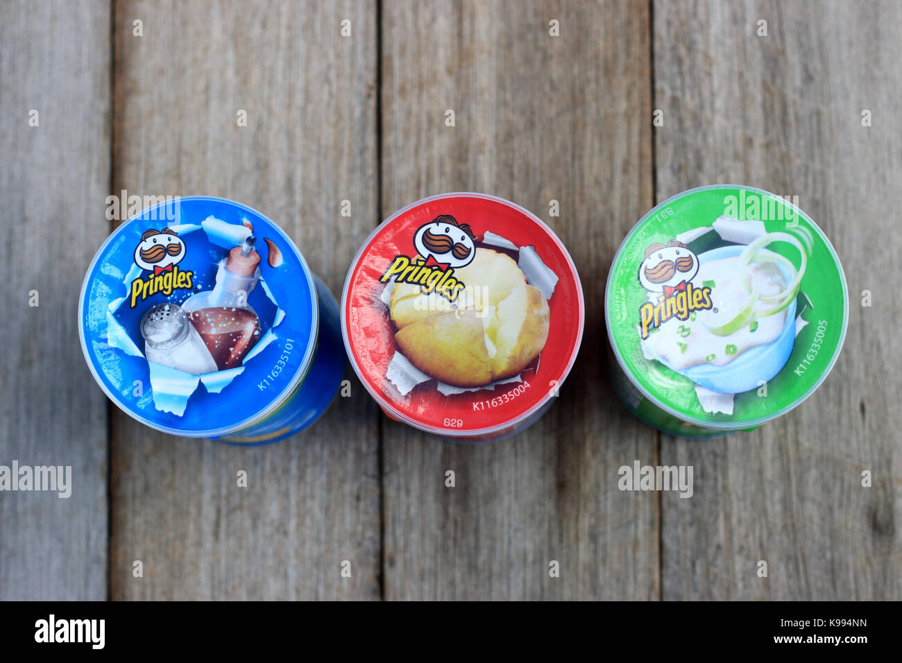 Pringles chips hi-res stock photography and images - Alamy