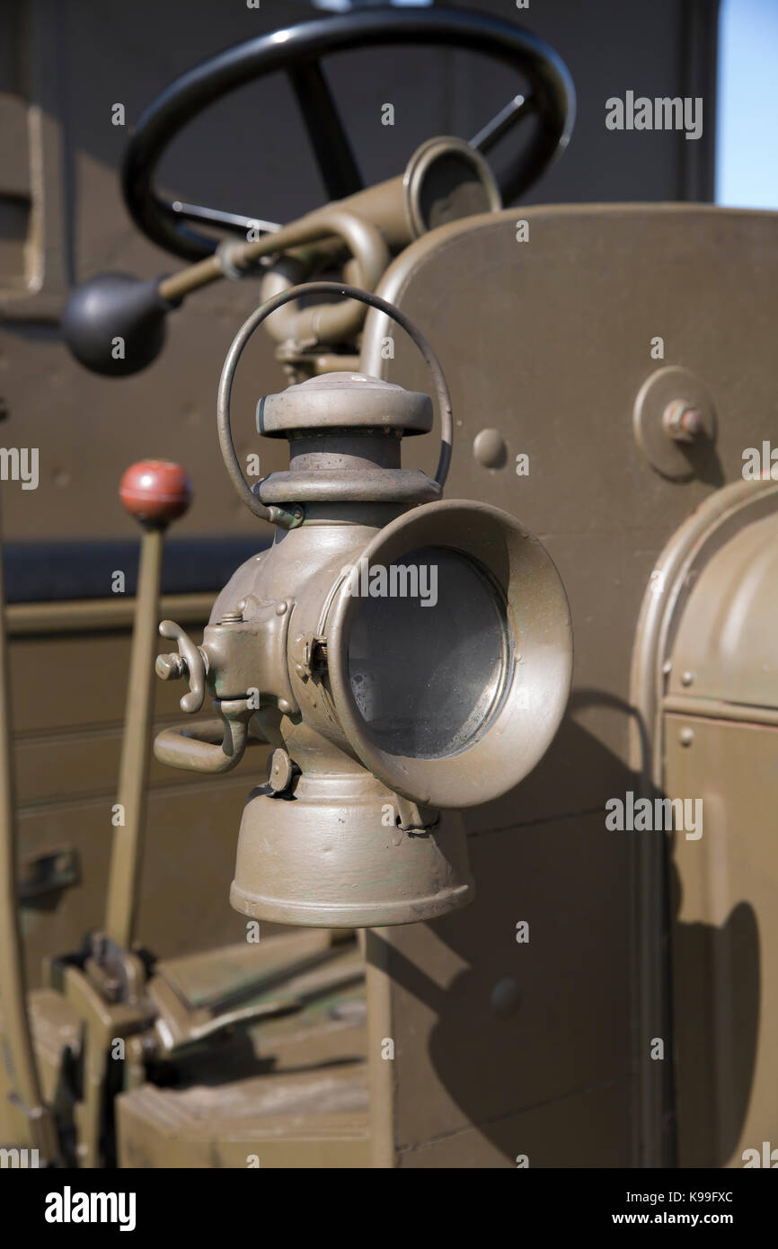 AEC LGOC B-Type B2737 LH8186 Old wartime bus on display at Biggin Hill ...