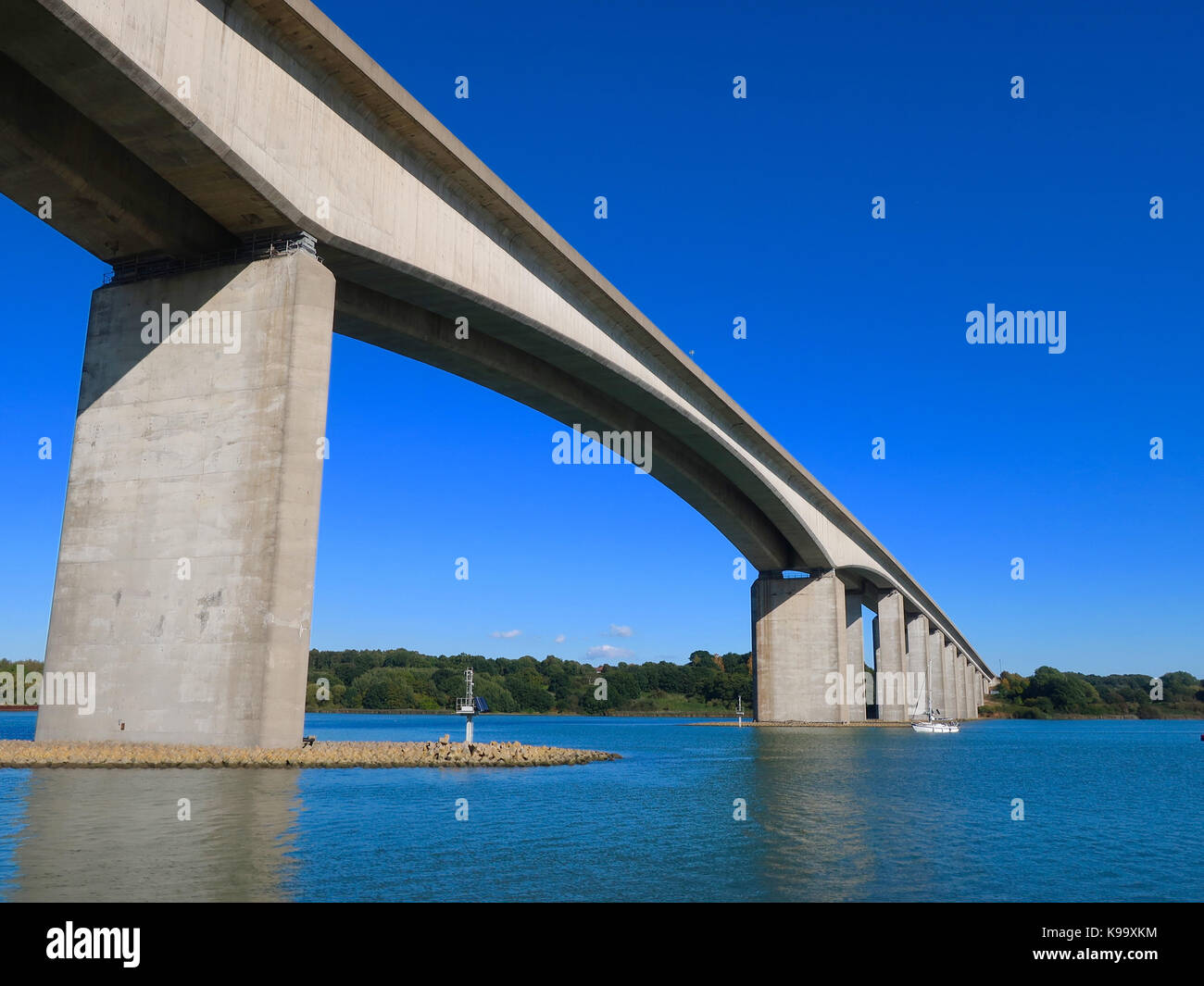 Ipswich, UK. 22nd Sep, 2017. UK weather: Gorgeous hot sunny day and ...