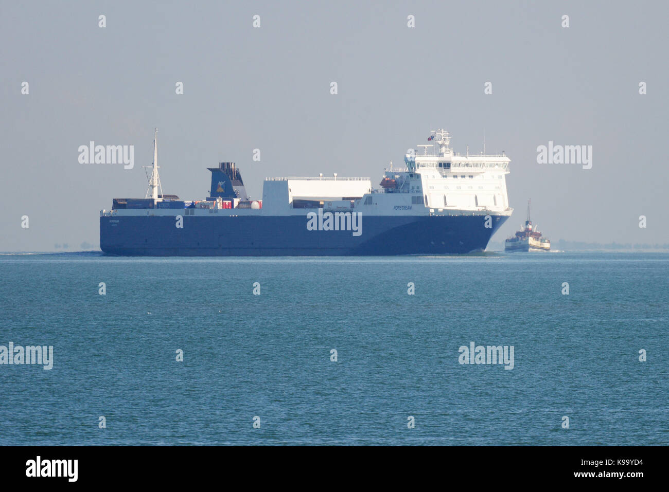 Ss waverley paddle steamer hi-res stock photography and images - Alamy