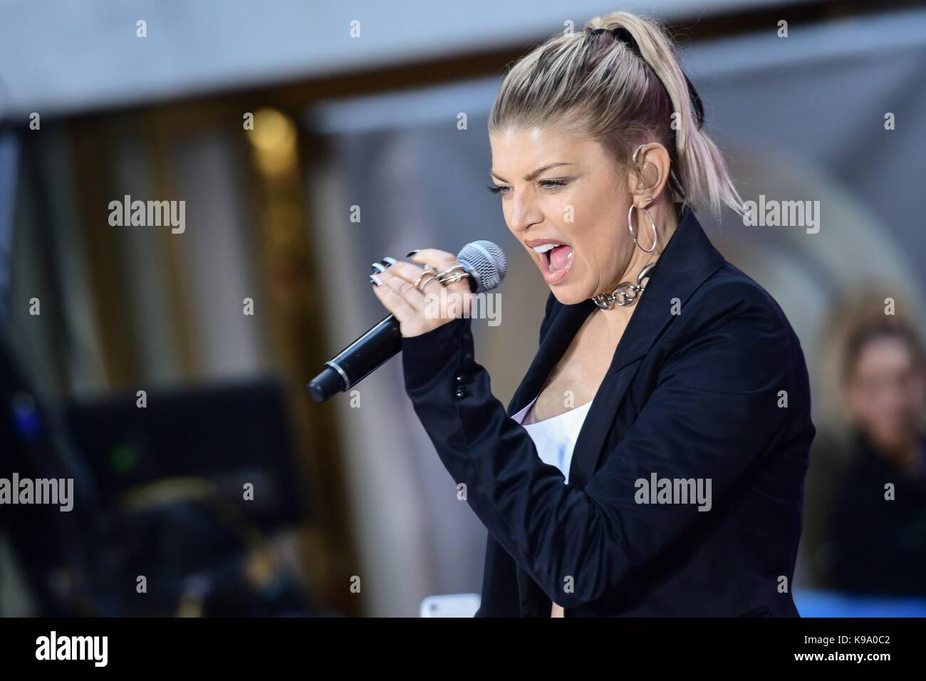 Fergie on stage for NBC Today Show Concert with FERGIE, Rockefeller ...
