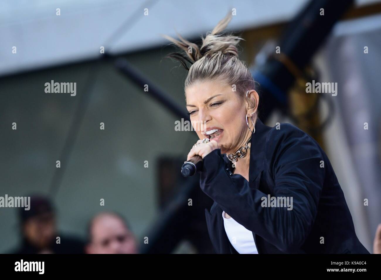 Fergie on stage for NBC Today Show Concert with FERGIE, Rockefeller ...