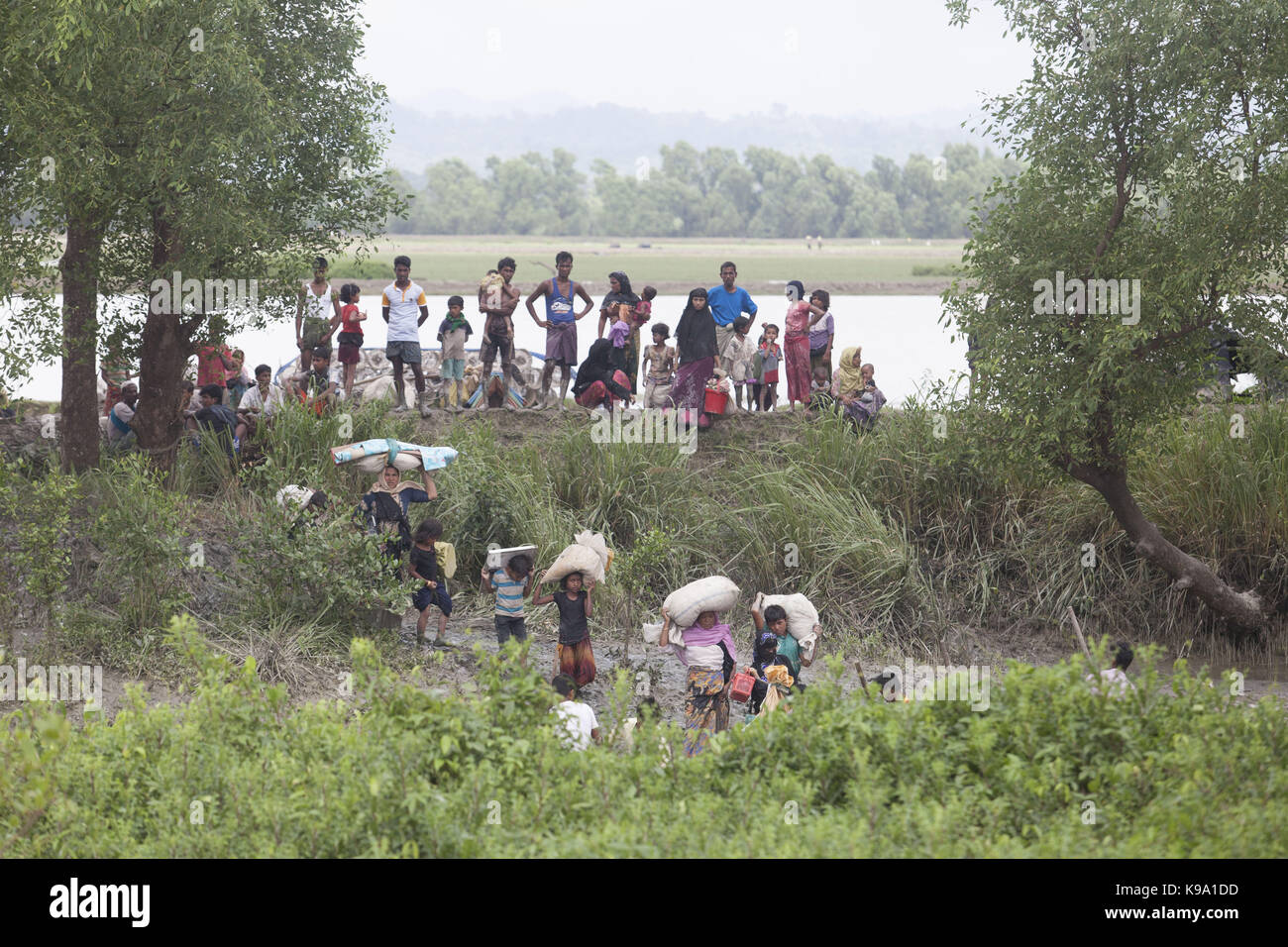 September 2, 2017 - Teknaf, Bangladesh - Rohingya muslims reaches the ...
