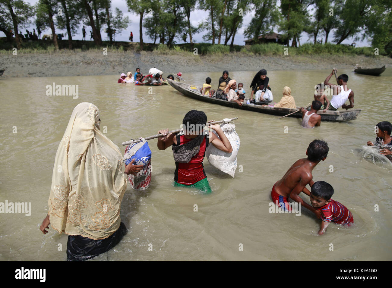 September 2, 2017 - Teknaf, Bangladesh - Rohingya muslims reaches the ...