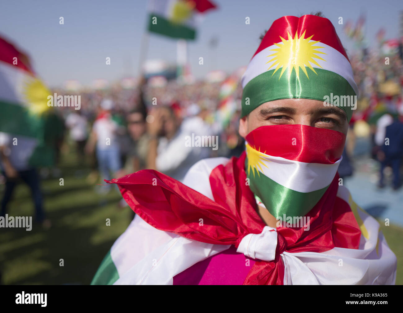 Erbil flag hi-res stock photography and images - Alamy
