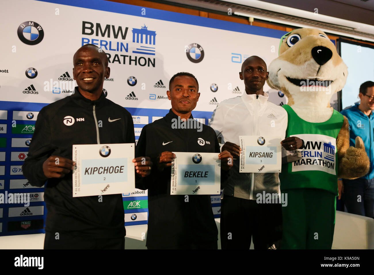 Marathon mascot hi-res stock photography and images - Alamy