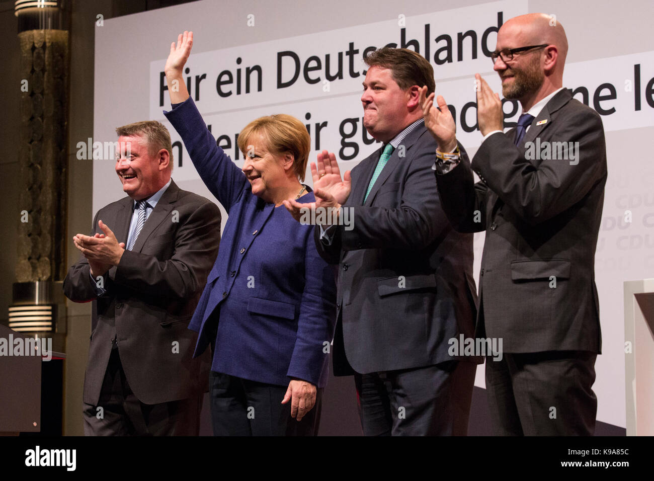 Neuss, Germany. 21 September 2017. L-R: Hermann Gröhe, Angela Merkel ...